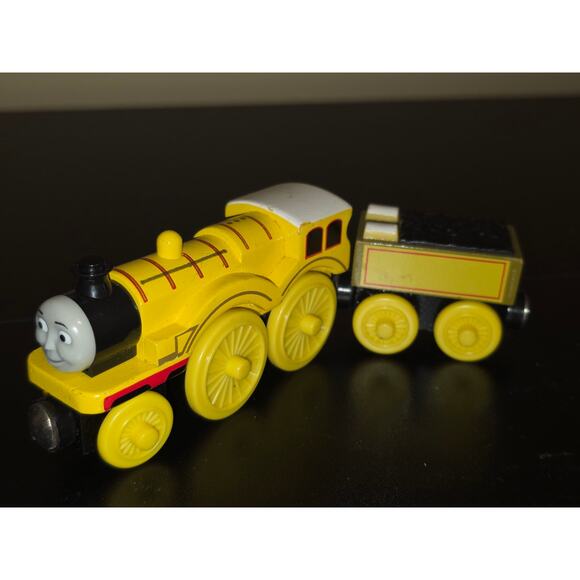 Thomas & Friends | Toys | Thomas Friends Wooden Railway Molly Tender ...